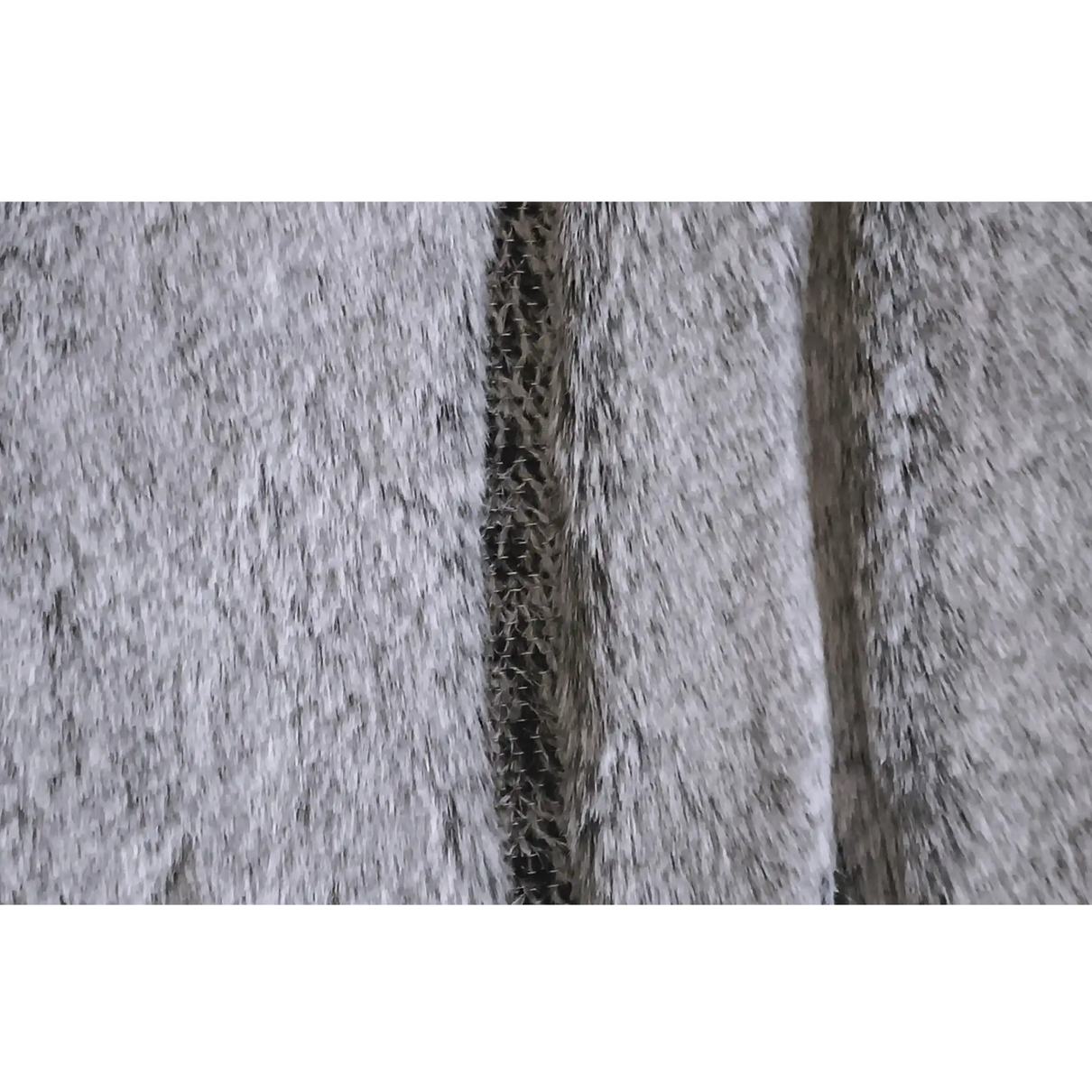 Koberec DREAM BORDER III sivá, 120x160 cm | Sconto